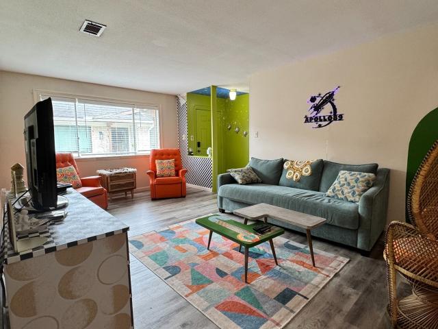 1432 Ramada Drive