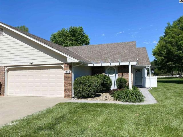 1432 Stone Bridge Dr, Hutchinson, KS 67502 642288885