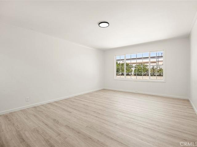 1432 S Kenmore