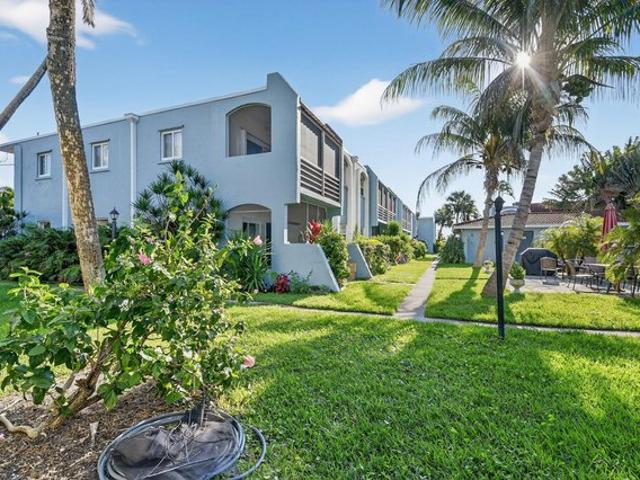 1432 S Lakeside Dr Apt 4, Lake Worth Beach, FL 33460