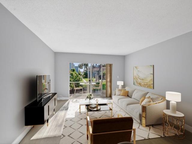 1432 S Lakeside Dr Apt 4, Lake Worth Beach, FL 33460