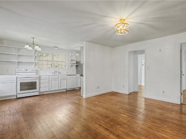 1432 Van Buren Avenue