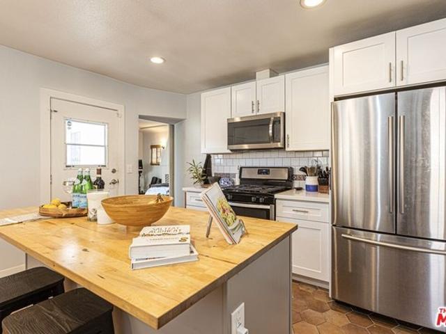 1432 W 91st St, Los Angeles, CA 90047