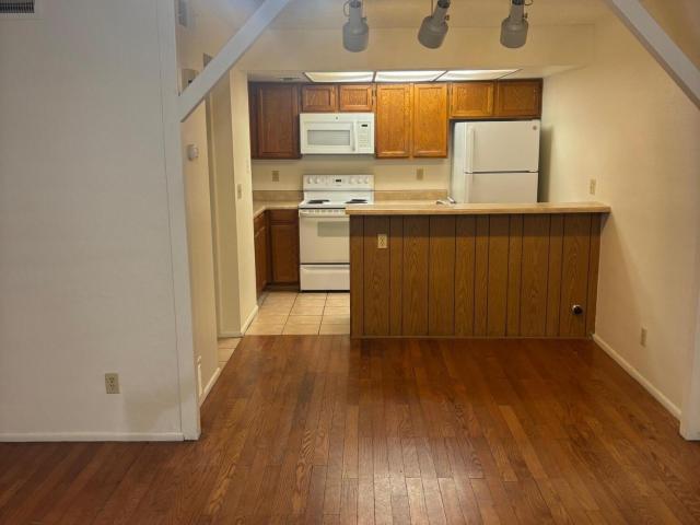 1432 W Emerald Ave, Unit 4, Mesa, AZ 85202 | MLS #7001 | Compass