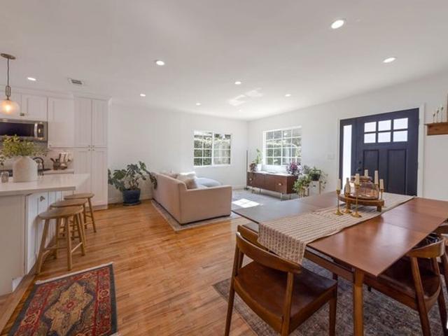 14333 Tiara St, Van Nuys, CA 91401