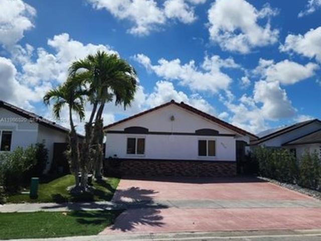14330 SW 179th Ln, Miami, FL 33177