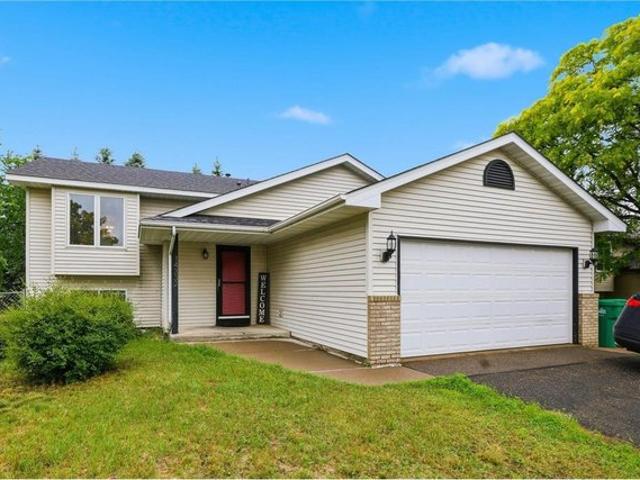14332 Tungsten Way NW, Ramsey, MN 55303