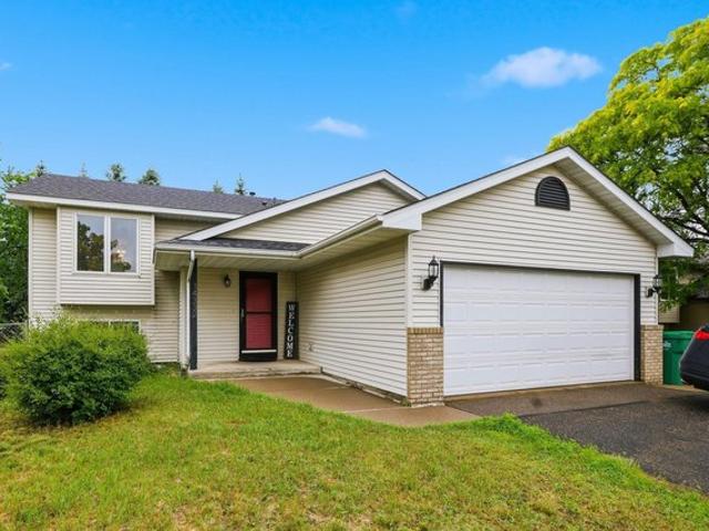 14332 Tungsten Way NW, Ramsey, MN 55303