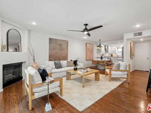 14332 Dickens St Unit 22, Sherman Oaks, CA 91423