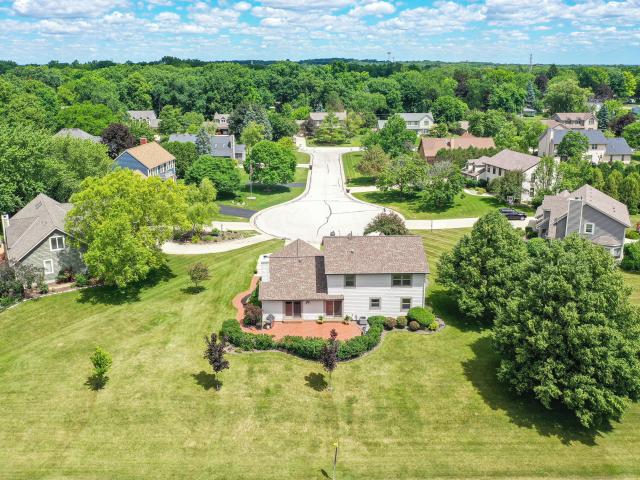 14335 W Meadowshire Ct
