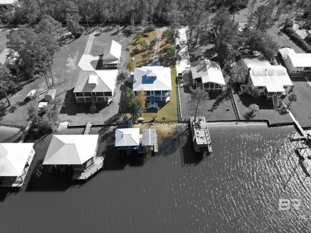 14335 Riverside Drive