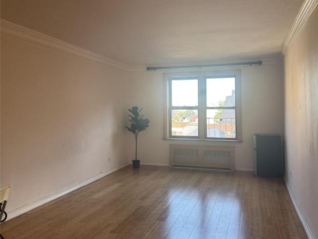 14336 Barclay Avenue 5H
