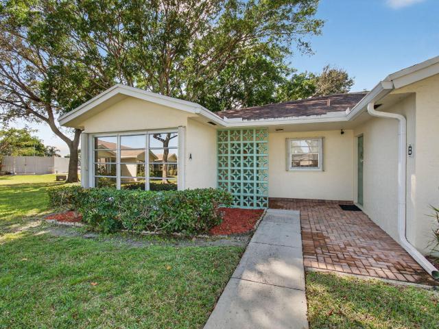 14339 Canalview Dr, Unit A, Delray Beach, FL 33484 | MLS #R11159
