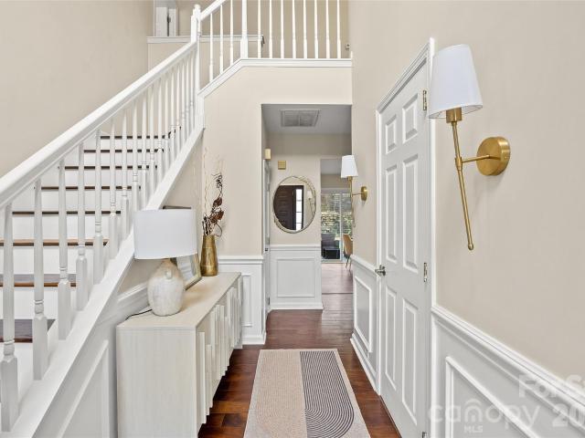 14339 Crown Harbor Dr, Charlotte, NC 28278 | MLS #4351