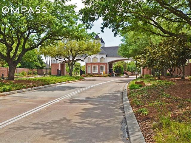 14339 Shadow Garden Ln, Houston, TX