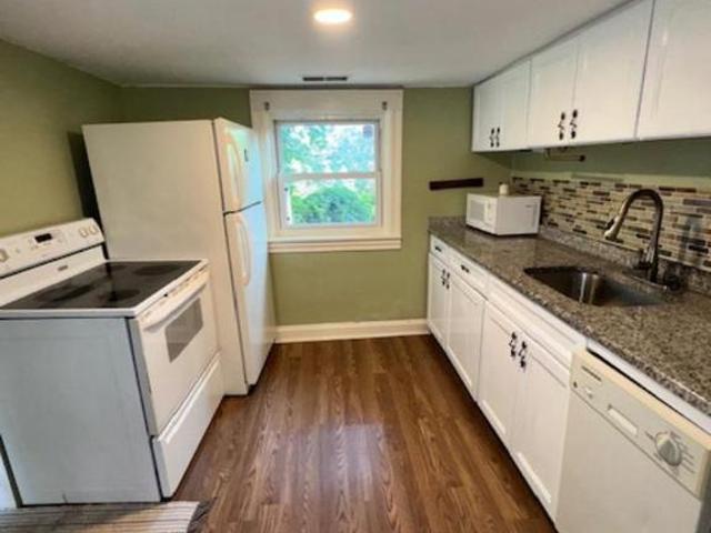 1433 Manley Road