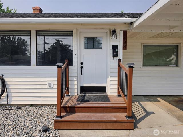 1433 Boyer Avenue