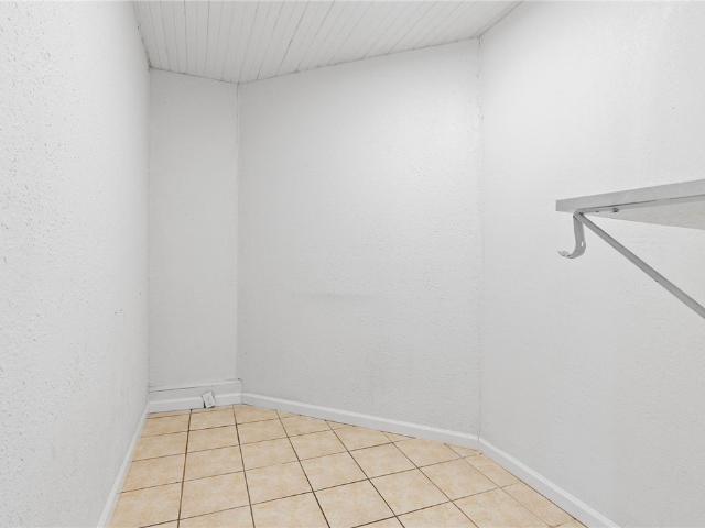 1433 Cambridge Dr, Corpus Christi, TX 78415 | MLS #468022 | Compass