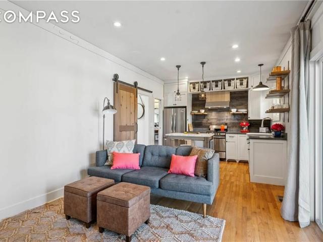 1433 Carroll Dr NW 3, Atlanta, GA
