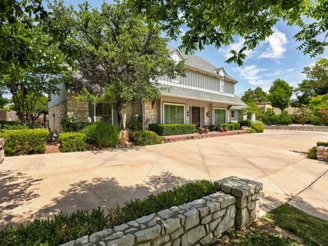 1433 Glenbrook Dr, Oklahoma City, OK 73118