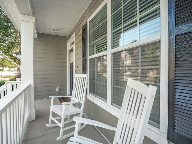 1433 Red Sunset Lane