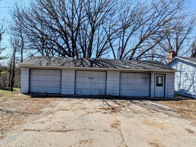 1433 Ridgeview Drive