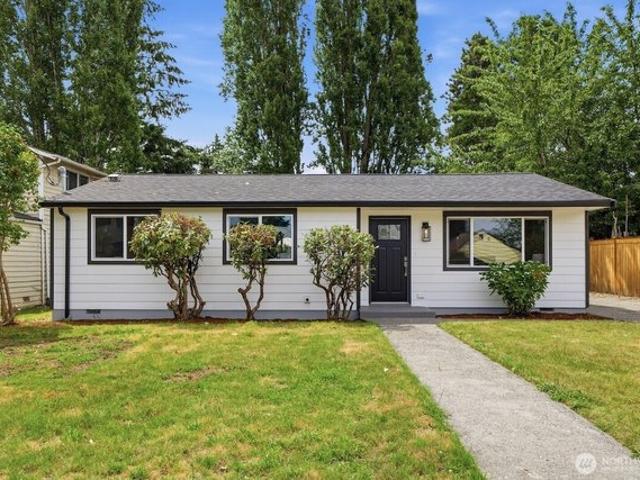 1433 SW Donovan St, Seattle, WA 98106