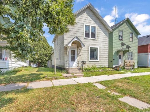 1433 S 11th St, Sheboygan, WI 53081