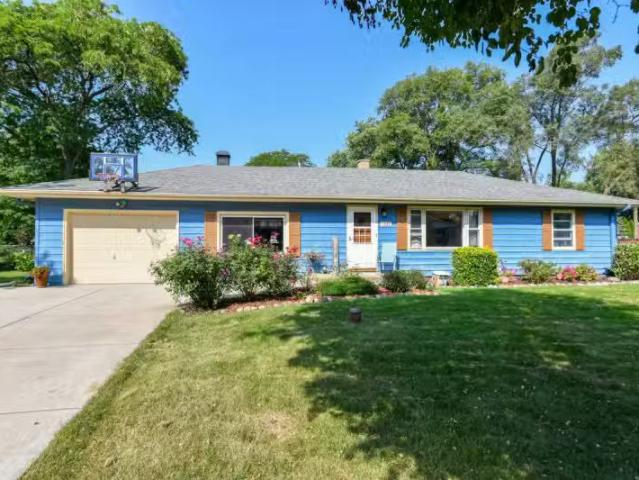 1433 S 166TH ST, NEW BERLIN, WI 53151 Single Family Residence.