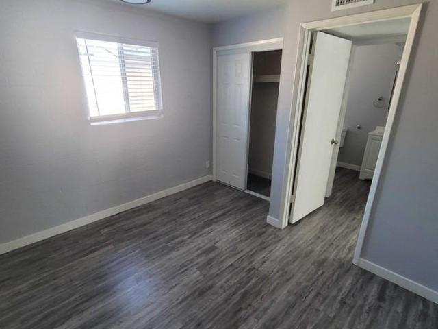 1433 S. Kenneth Place 2 Bedroom Apartment for Rent at 1433 S Kenneth Pl, Tempe, AZ 85281