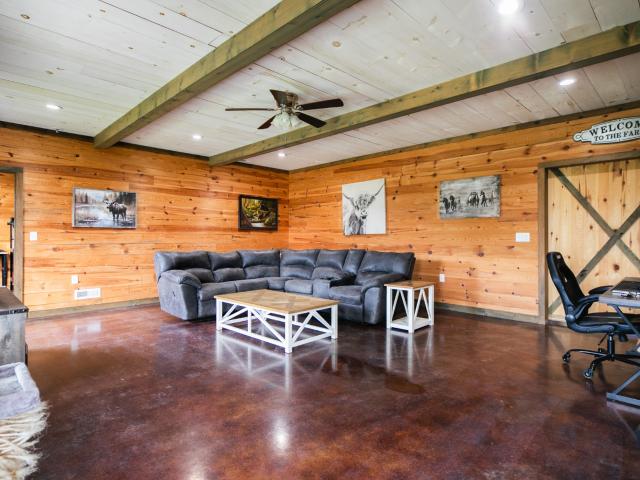 1433 Spa Rd