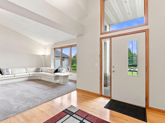 1433 th Avenue N