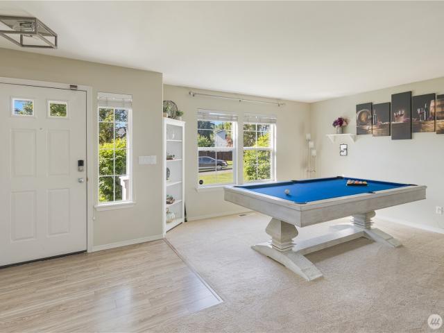 1433 th Drive SE