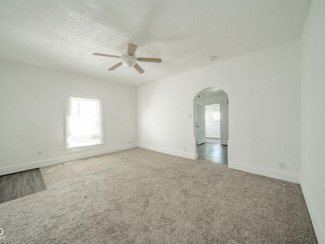 1433 W 5th Street