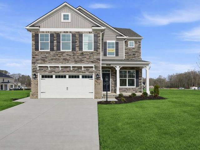 1433 Wharf Hill Dr, Smithfield, VA 23430