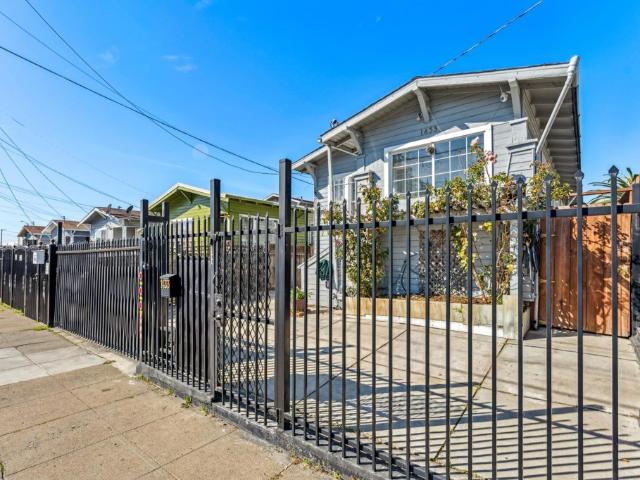 1433 56Th Ave