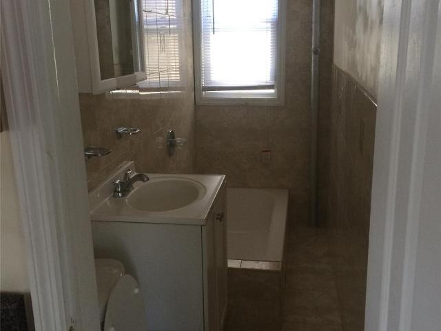 143 2 th Avenue 2