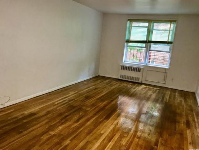 143 40 41St Ave 3, Flushing, NY