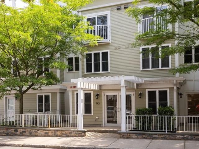 143 Cedar St Unit 6, Somerville, MA 02144