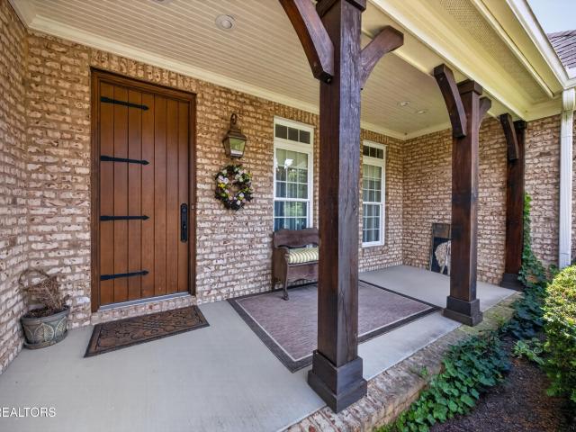 143 Amberly Court