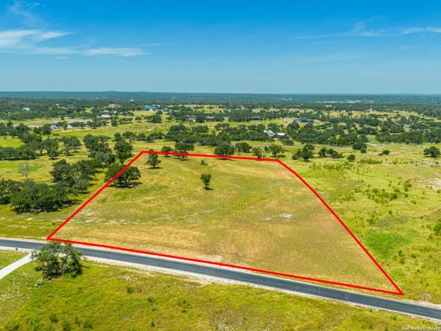 143 Agrihood Dr, Comfort, TX 78013 | MLS #1887