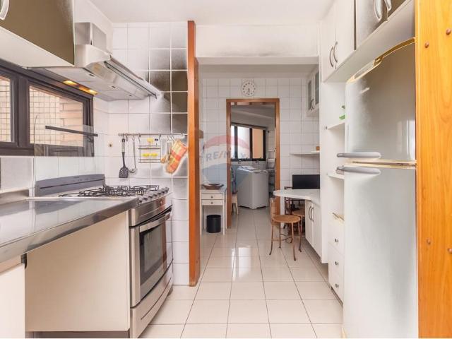 143 Área Útil Apartamento Alugar, 3 Dormitórios localizado em Campo Belo, São Paulo, São Paulo, 04619032 | Brasil