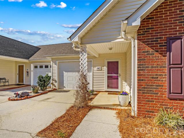 143 Ashwood Lane