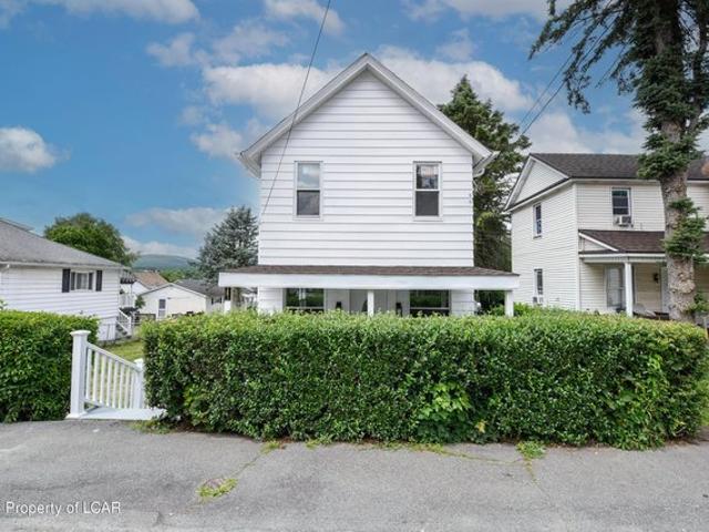 143 Bellman St, Throop, PA 18512