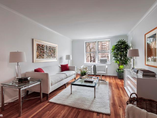143 Bennett Avenue, New York, NY
