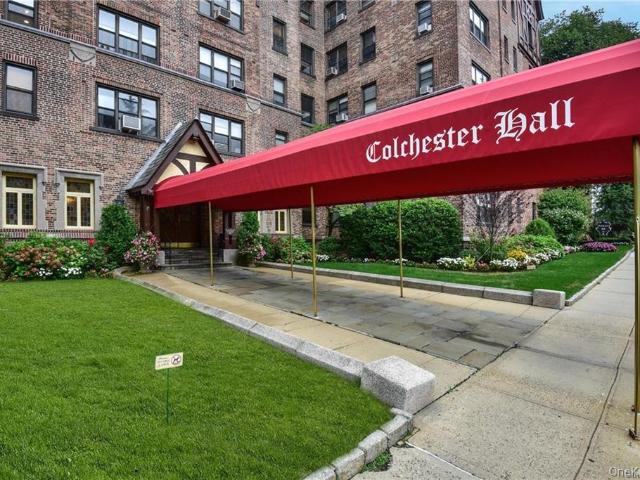 143 Garth Road 3L