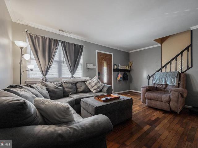 143 Grand Drive