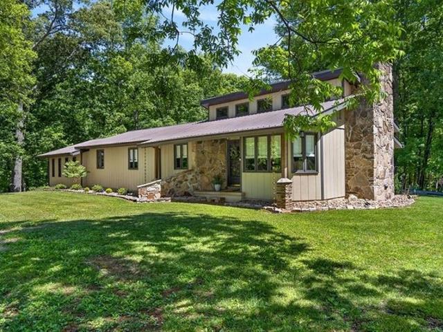143 Griffintown Rd, Sparta, TN 38583