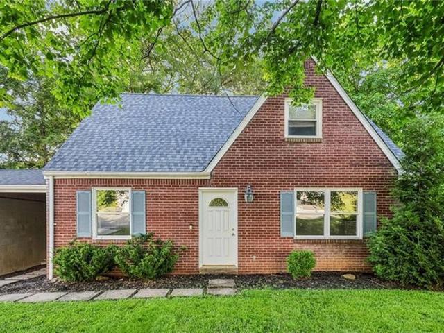143 Dicio St, Canonsburg, PA 15317