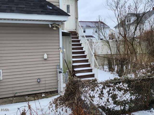 143 Fort Street